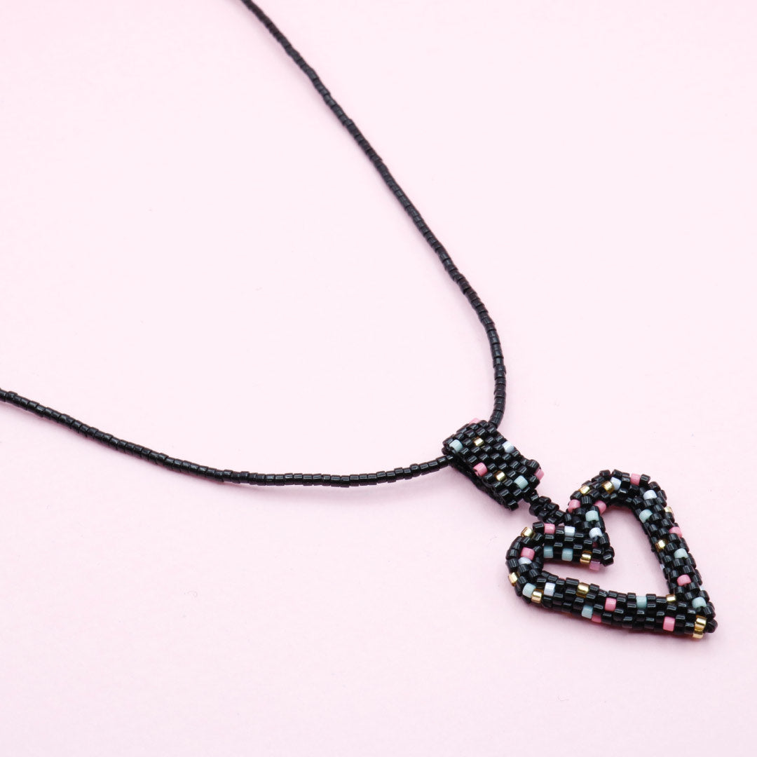 Collar Estrella Dorada - Trementina Joyas y Accesorios – TREMENTINA ...